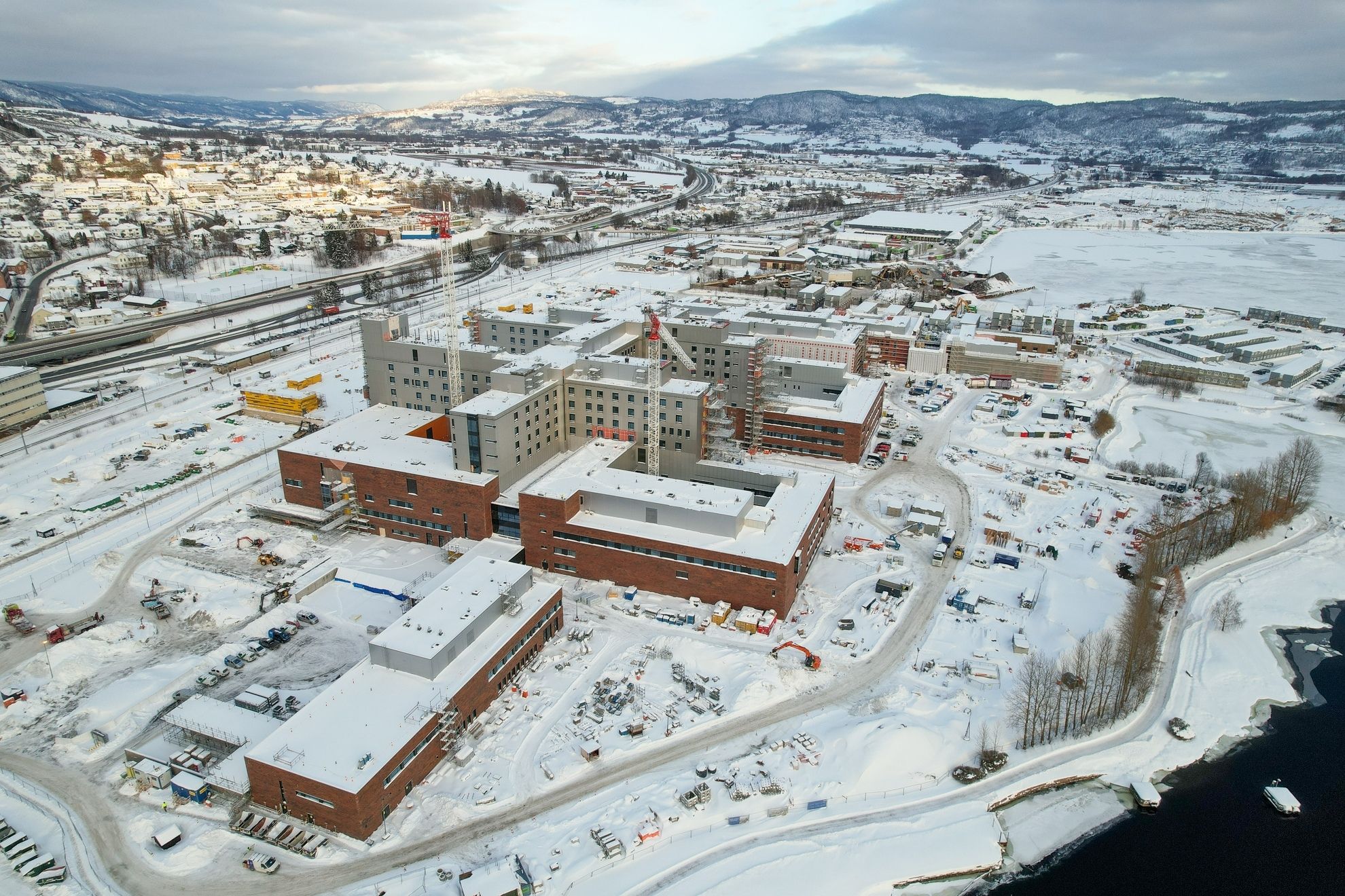Se vinterbilder fra det nye sykehuset i Drammen - Vestre Viken HF